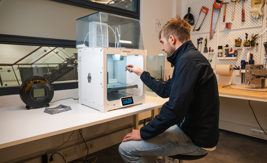 Junior Mechanical Engineer - Amstel Engineering